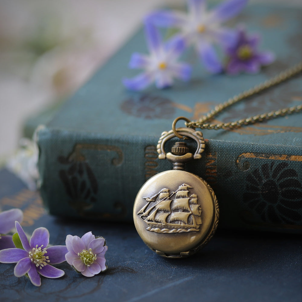 Time Lord Watch Necklace – Ragtrader Vintage