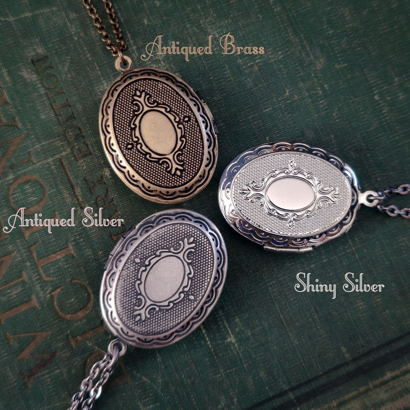 Hummingbird Cameo Locket – Ragtrader Vintage